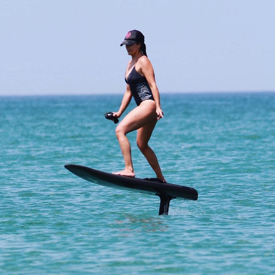 eFoil Lessons – AFLOAT